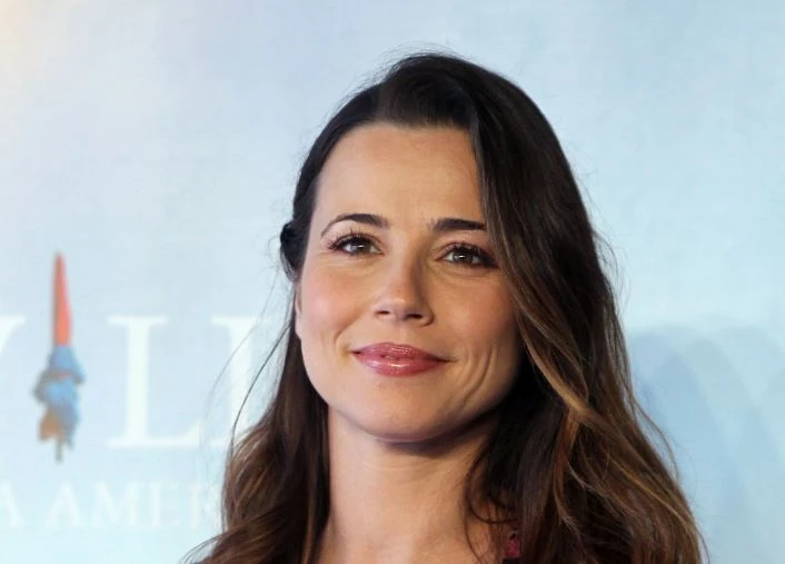 Linda Cardellini - TvBlog
